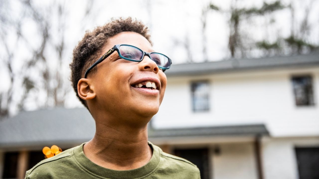 Short-sightedness or myopia: kids & teens | Raising Children Network