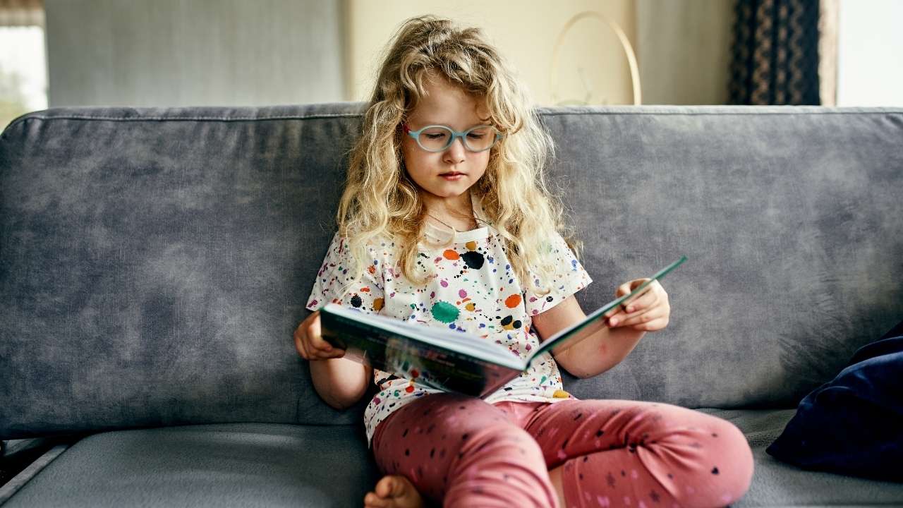 Long-sightedness (hyperopia): kids & teens | Raising Children Network